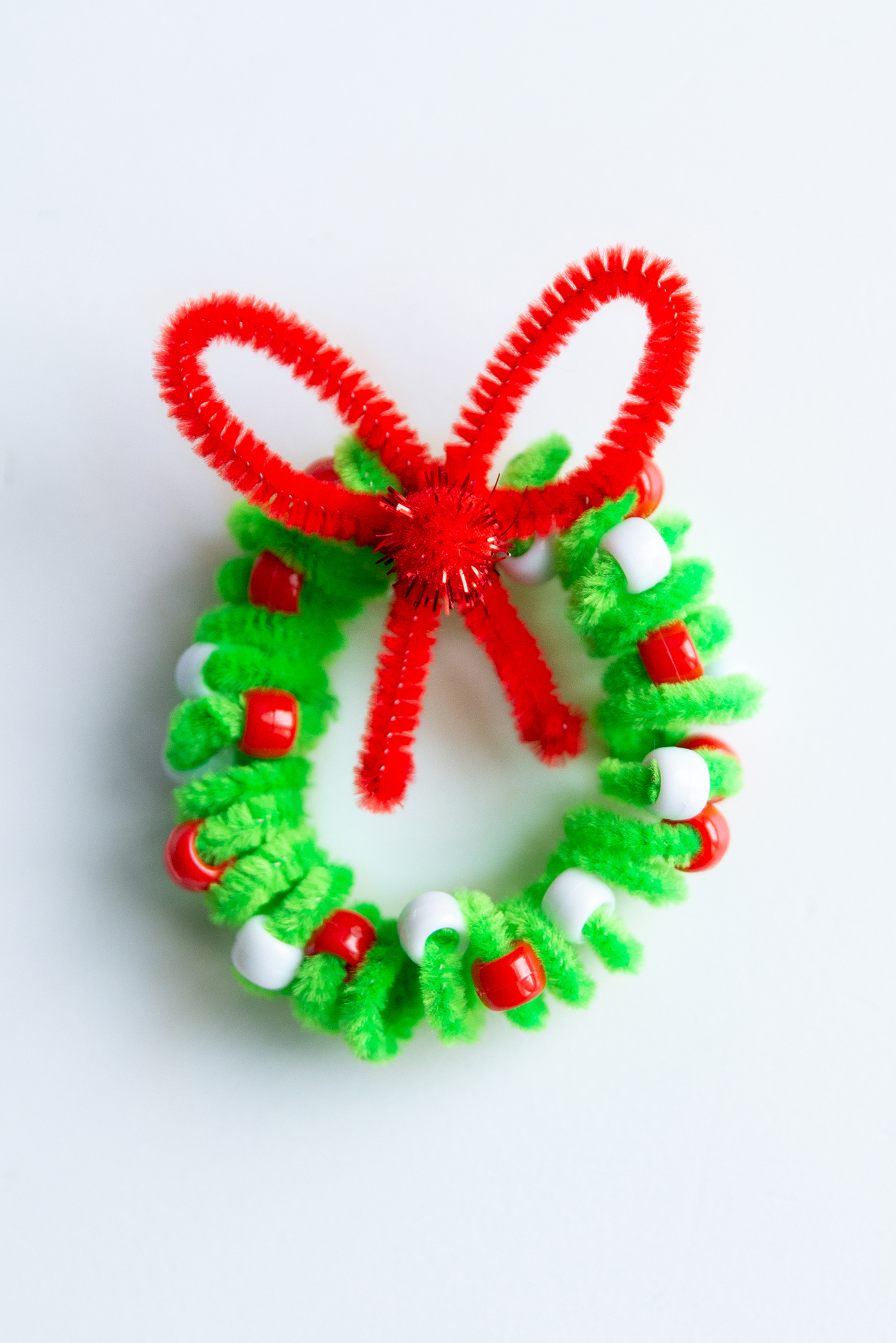 Pipe Cleaner Wreath Ornament - My Crafty Mama